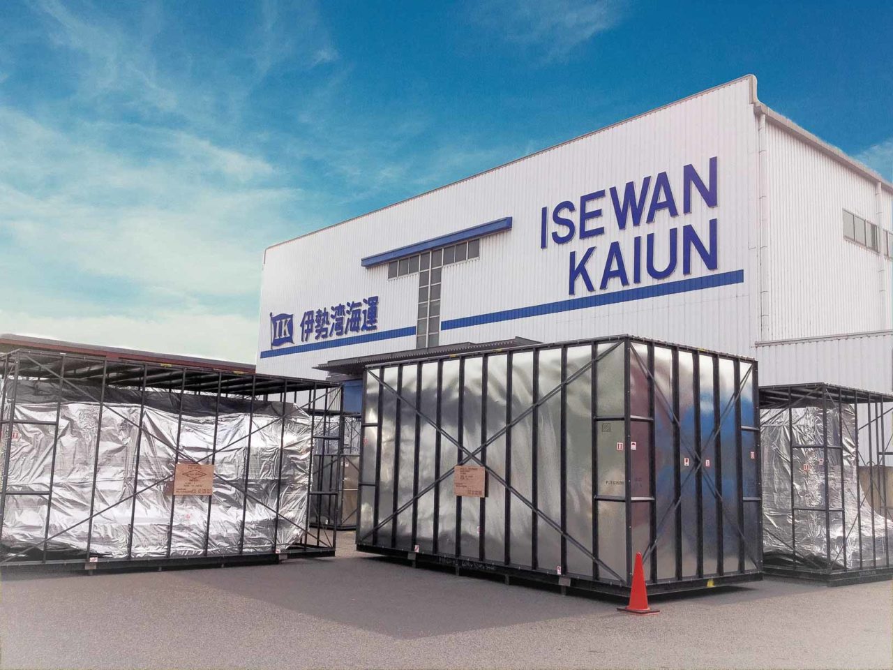 Schwer- und Maschinentransporte | Galerie | ISEWAN EUROPE GmbH